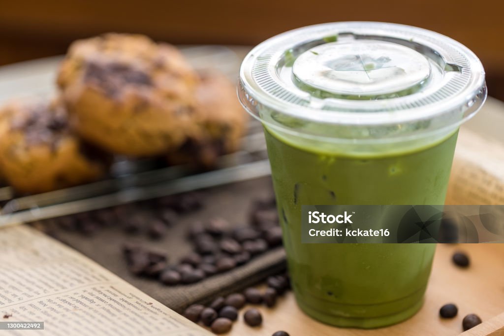 Es Teh Hijau Matcha Dalam Cangkir Takeaway Segelas Smoothie Teh Hijau ... Es Teh Hijau Matcha Dalam Cangkir Takeaway Segelas Smoothie Teh Hijau ...