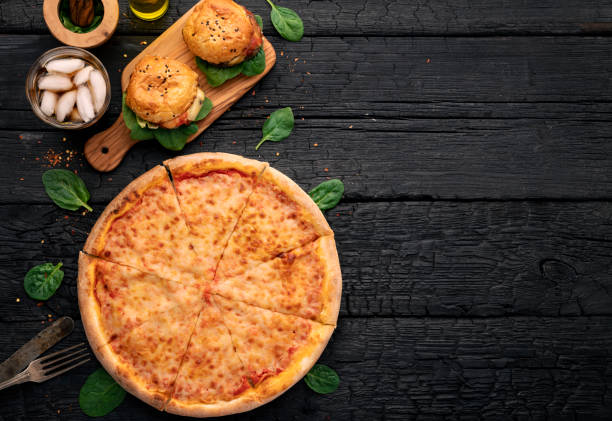Margherita Pizza Pictures | Download Free Images on Unsplash