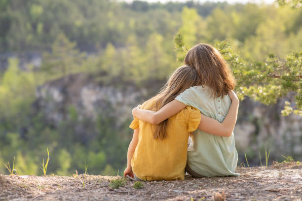 Two Sisters Pictures | Download Free Images on Unsplash