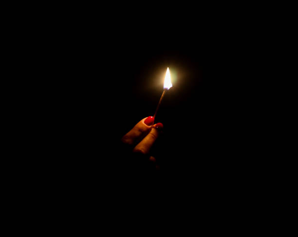 Light In The Dark Pictures | Download Free Images on Unsplash