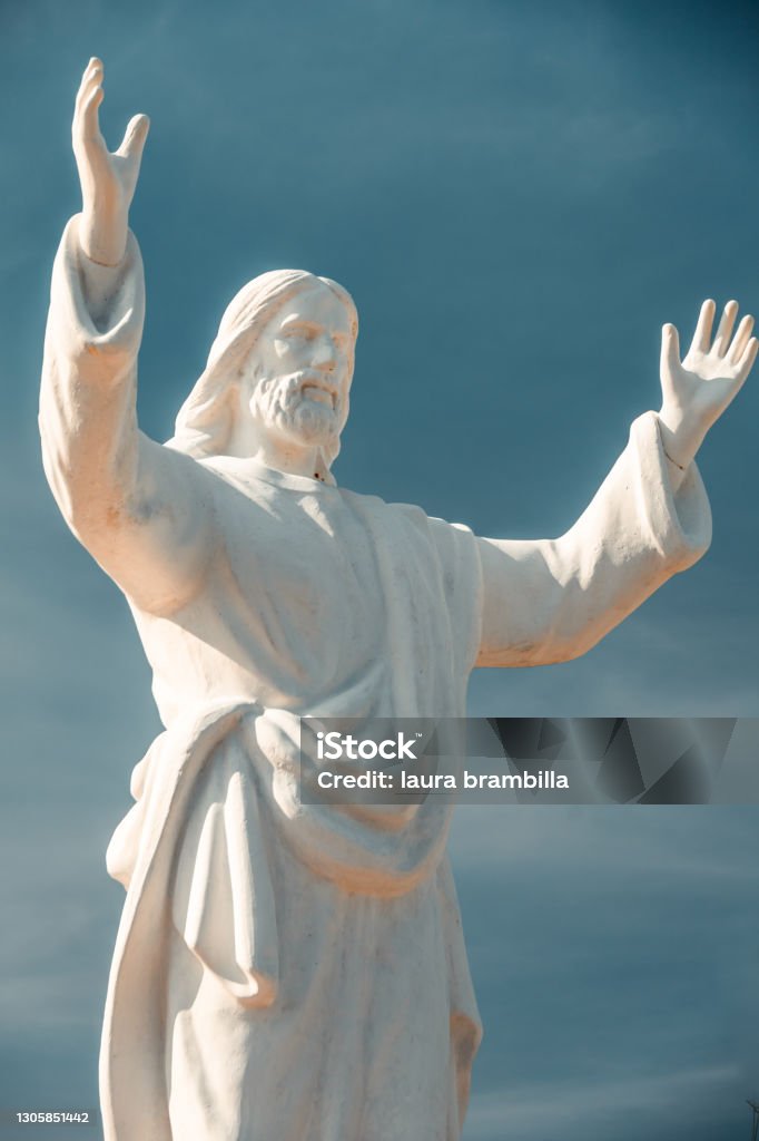 Foto De Estátua De Jesus Cristo De Braços Abertos E Mais Fotos De Stock