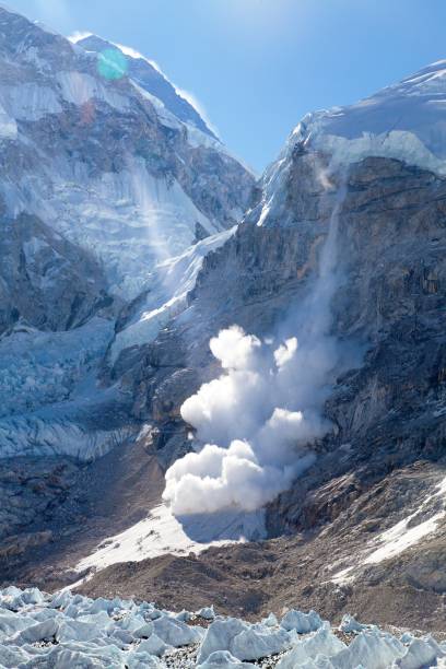 Avalanche Pictures | Download Free Images on Unsplash