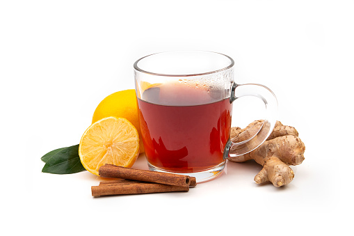 Secangkir Teh Hitam Atau Hijau Panas Dengan Lemon Dan Jahe Di Latar ... Secangkir Teh Hitam Atau Hijau Panas Dengan Lemon Dan Jahe Di Latar ...