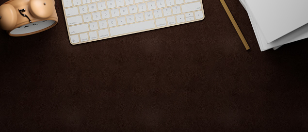 Rendering 3d Ruang Kerja Dengan Keyboard Komputer Alat Tulis Jam Dan