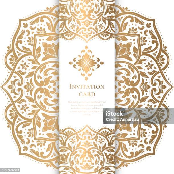 Desain Kartu Undangan Mewah Putih Dan Emas Template Ornamen Vintage