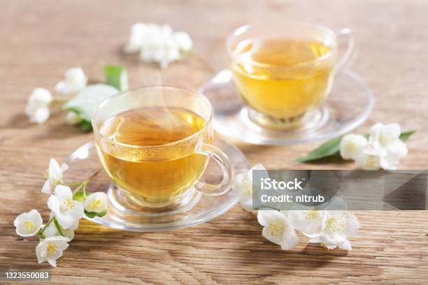 Cangkir Teh Melati Dan Bunga Melati Segar Foto Stok - Unduh Gambar ... Cangkir Teh Melati Dan Bunga Melati Segar Foto Stok - Unduh Gambar ...