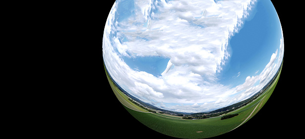 Pemandangan Udara Panorama Abstrak Di Hutan Dan Lapangan Dengan Awan ... Pemandangan Udara Panorama Abstrak Di Hutan Dan Lapangan Dengan Awan ...