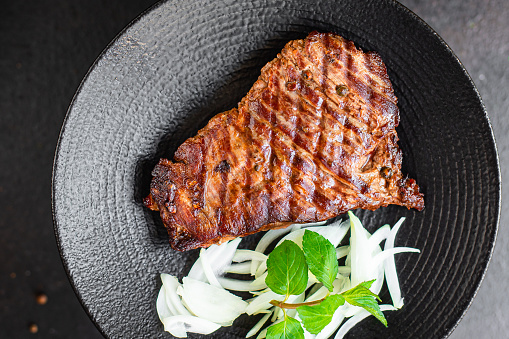Daging Steak Grill Daging Sapi Atau Barbekyu Panggang Sapi Muda Di Atas