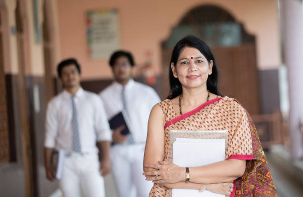 Indian Teacher Pictures | Download Free Images on Unsplash