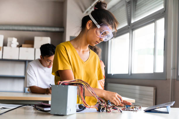Engineering Student Pictures | Download Free Images on Unsplash