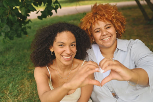 3 400 Vintage Lesbian Photos Taleaux Et Images Libre De Droits Istock
