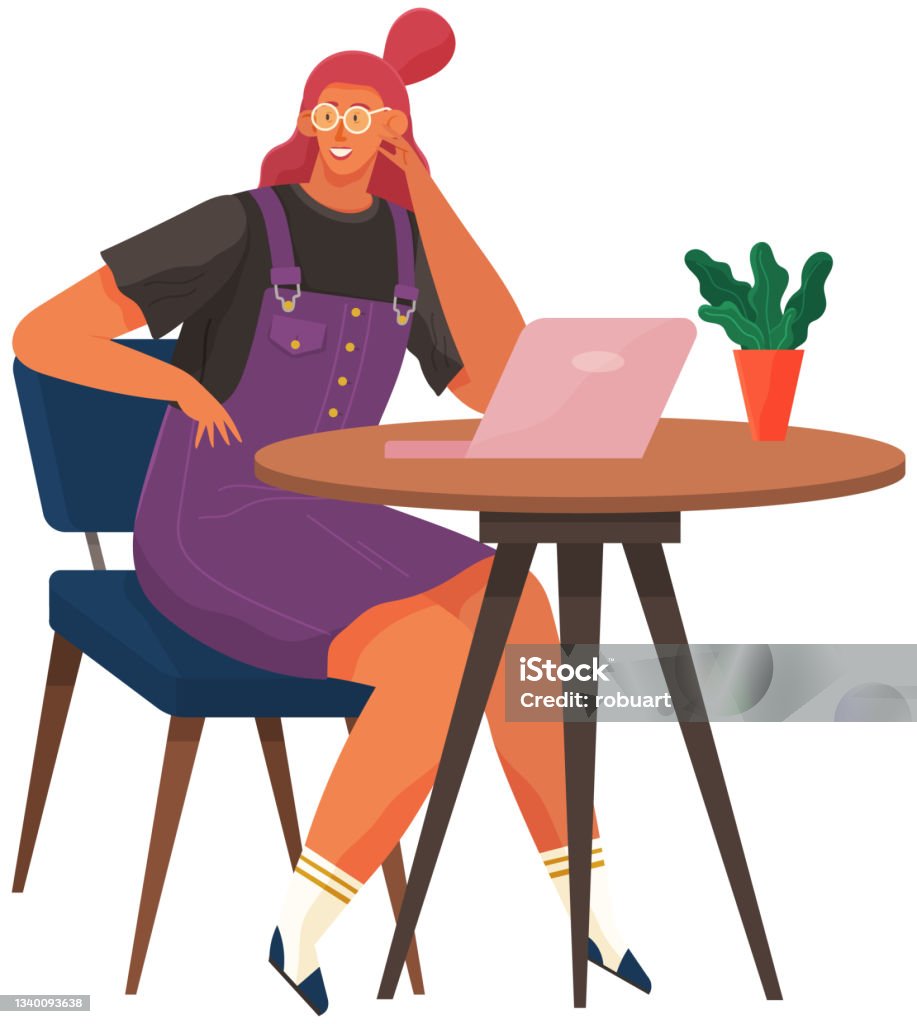 Femme De Bureau Au Bureau Avec Tablette Pc Femme Daffaires Travaillant ... Femme De Bureau Au Bureau Avec Tablette Pc Femme Daffaires Travaillant ...