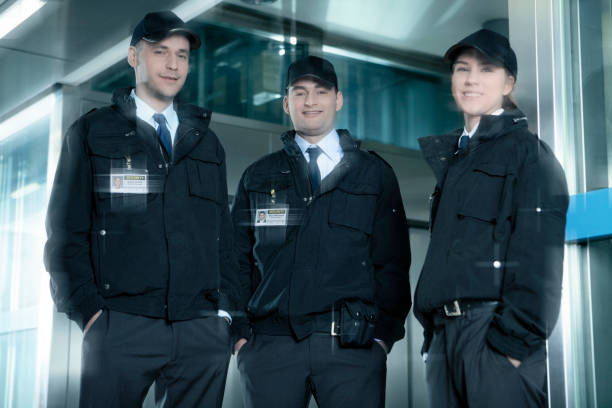 500+ Security Guard Pictures [HQ] | Download Free Images on Unsplash