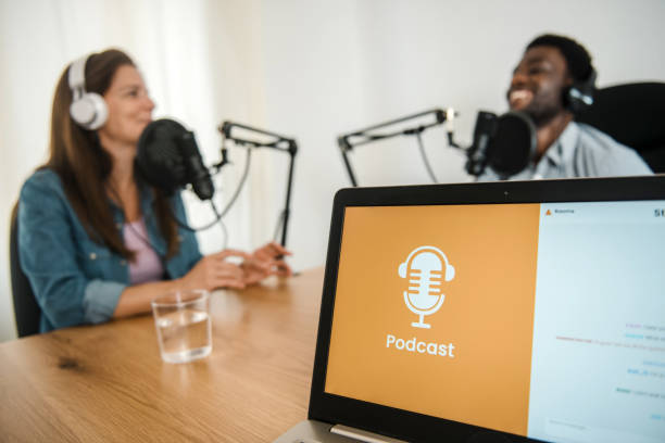 Podcast Interview Pictures | Download Free Images on Unsplash