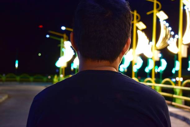 Man Facing Backwards Pictures | Download Free Images on Unsplash