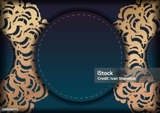 Template Kartu Pos Dengan Gradien Warna Hijau Dengan Pola Emas Mewah
