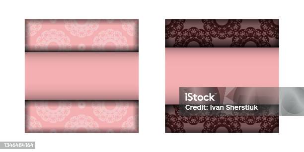 Template Congratulatory Brosur Dalam Warna Merah Muda Dengan Ornamen