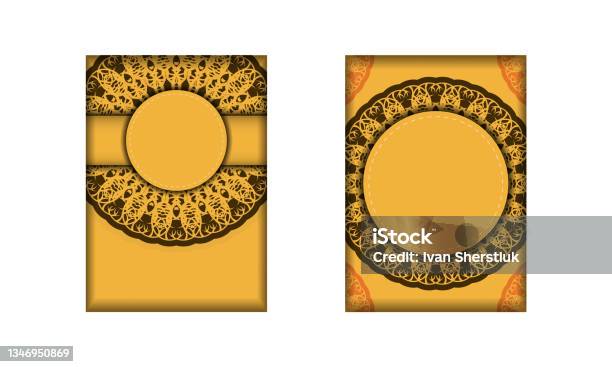Brosur Ucapan Selamat Dalam Warna Kuning Dengan Mandala Dalam Pola