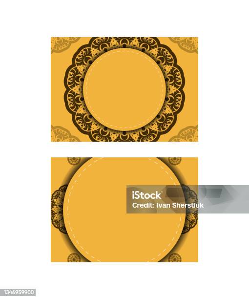 Selebaran Ucapan Selamat Dalam Warna Kuning Dengan Ornamen Coklat Mewah