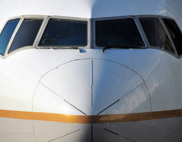 Boeing 777 Pictures | Download Free Images on Unsplash