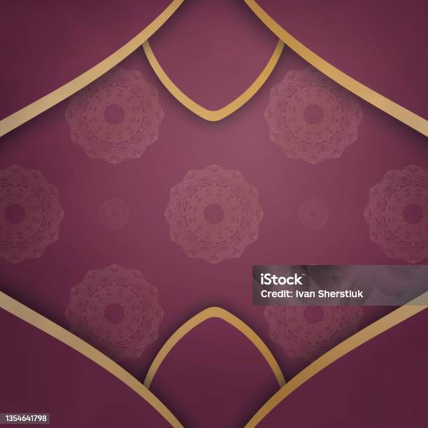 Brosur Template Warna Burgundy Dengan Ornamen Emas Mewah Untuk Desain