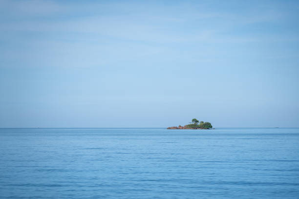 Free Stock Photo of Beach With Small Island in Distance | Download Free ...