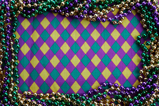Mardi Gras Bingkai Tiga Warna Manikmanik Pada Kain Pola Latar Belakang