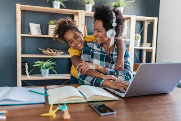 Working Mom Pictures | Download Free Images on Unsplash