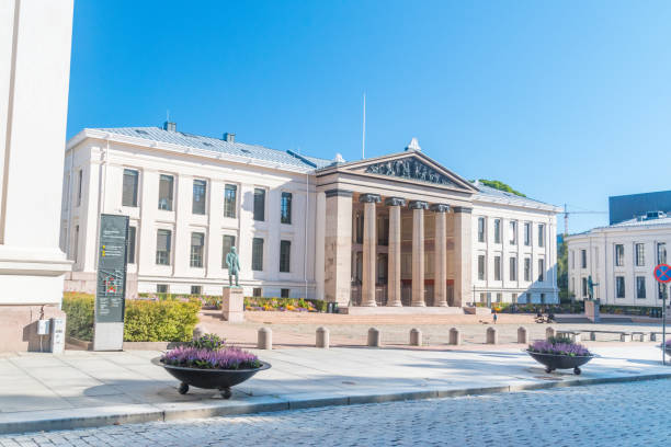 50+ Universitas Oslo Foto Stok, Potret, & Gambar Bebas Royalti - iStock 50+ Universitas Oslo Foto Stok, Potret, & Gambar Bebas Royalti - iStock