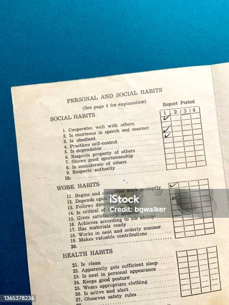 Kartu Laporan Sekolah Dasar 1958 Foto Stok - Unduh Gambar Sekarang ... Kartu Laporan Sekolah Dasar 1958 Foto Stok - Unduh Gambar Sekarang ...
