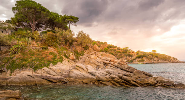 Elba Pictures | Download Free Images on Unsplash