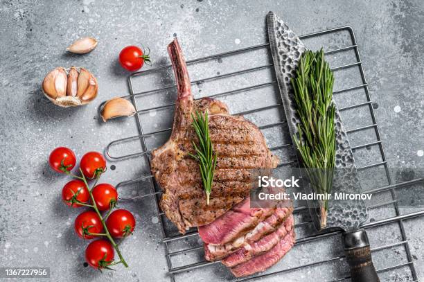 Bbq Panggang Irisan Mata Rusuk Tomahawk Steak Daging Sapi Di Atas