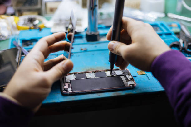 Iphone Repair Pictures | Download Free Images on Unsplash