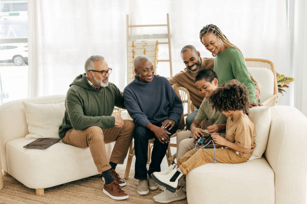 Family Gathering Pictures | Download Free Images on Unsplash