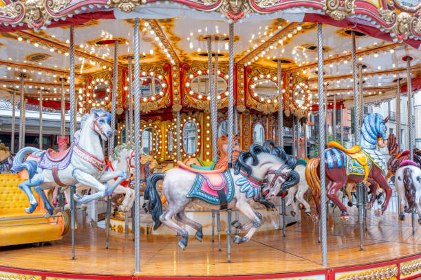 Best 100+ Carousel Pictures | Download Free Images on Unsplash