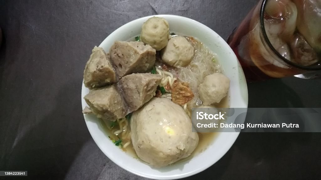 Semangkuk Bakso Jumbo Tradisional Dari Indonesia Foto Stok Unduh