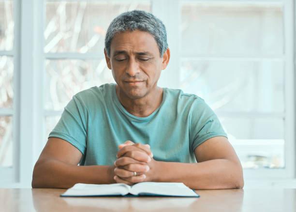 Praying Man Pictures | Download Free Images on Unsplash