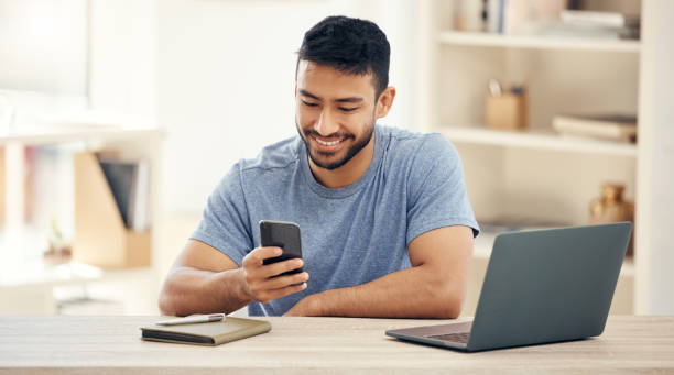 Happy On Phone Pictures | Download Free Images on Unsplash