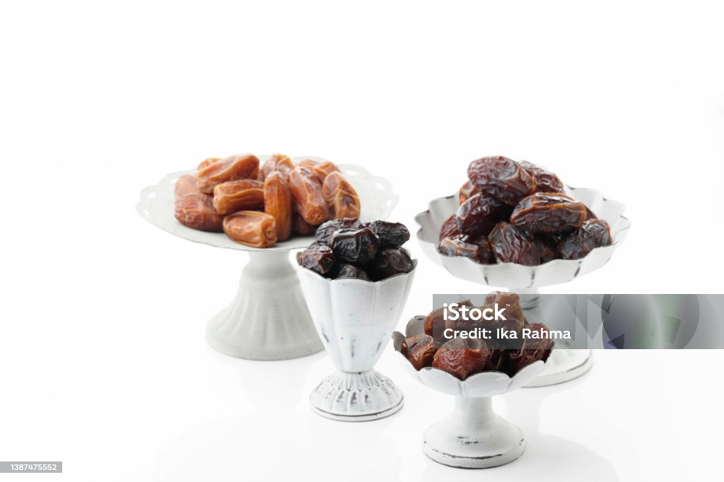 Berbagai Jenis Buah Kurma Kering Kurma Untuk Menu Makanan Takjil