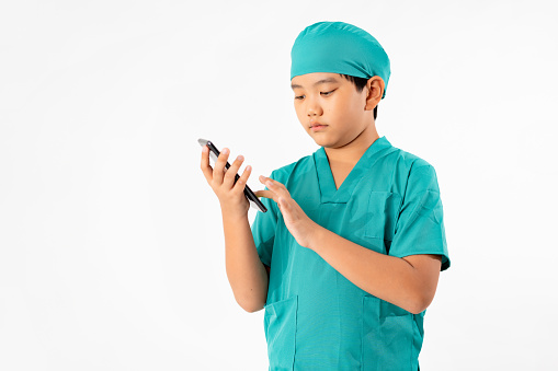 Porträt Eines Asiatischen Jungen Der Sich Als Doctor Isolate Auf Weißem