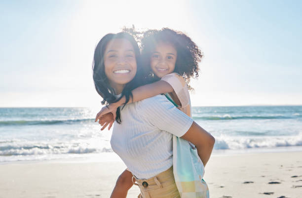 74 000 Filles De Plage Photos Taleaux Et Images Libre De Droits Istock