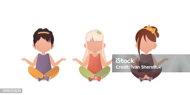 Gadisgadis Kecil Duduk Dalam Posisi Lotus Yoga Yang Lucu Perhatian Dan ... Gadisgadis Kecil Duduk Dalam Posisi Lotus Yoga Yang Lucu Perhatian Dan ...