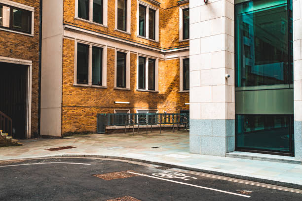 Building Corner Pictures | Download Free Images on Unsplash