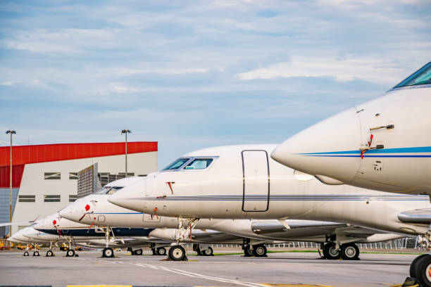 500+ Airport Runway Pictures [HD] | Download Free Images on Unsplash