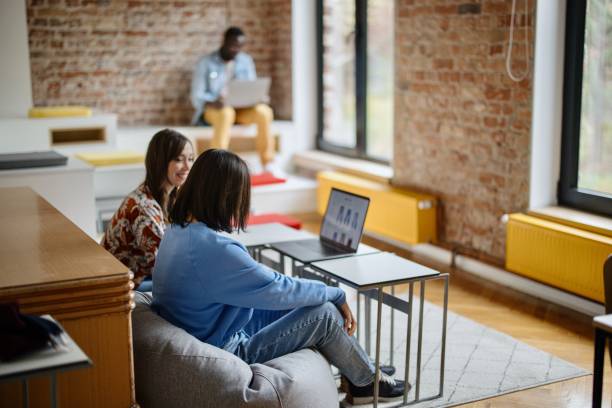 Hybrid Work Pictures | Download Free Images on Unsplash