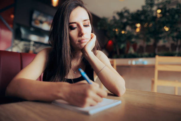 350+ Sad Writing Pictures | Download Free Images on Unsplash