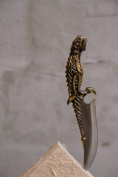 Dagger Pictures | Download Free Images on Unsplash