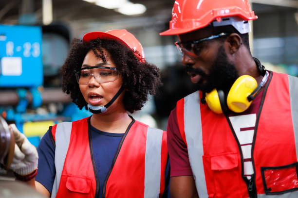 1,800+ Technicien Africain Stock Photos, Pictures & Royalty-Free Images ... 1,800+ Technicien Africain Stock Photos, Pictures & Royalty-Free Images ...