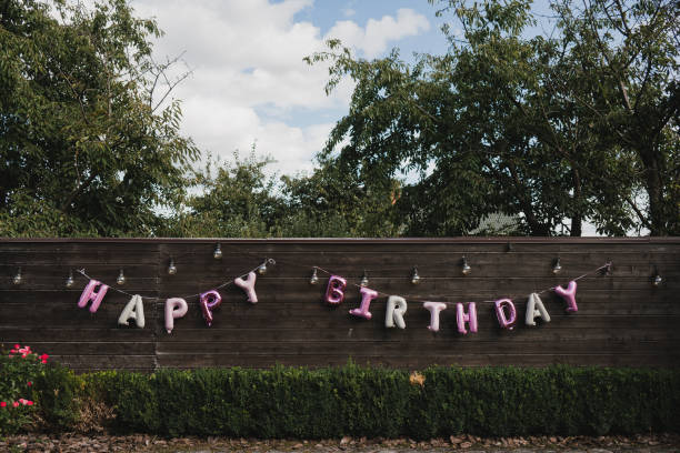 Free picture: Happy birthday rustic sign hanging on a wall