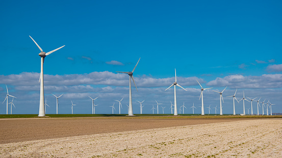 Photo Libre De Droit De Énergie Verte Éolienne Dans Locéan Vue Aérienne